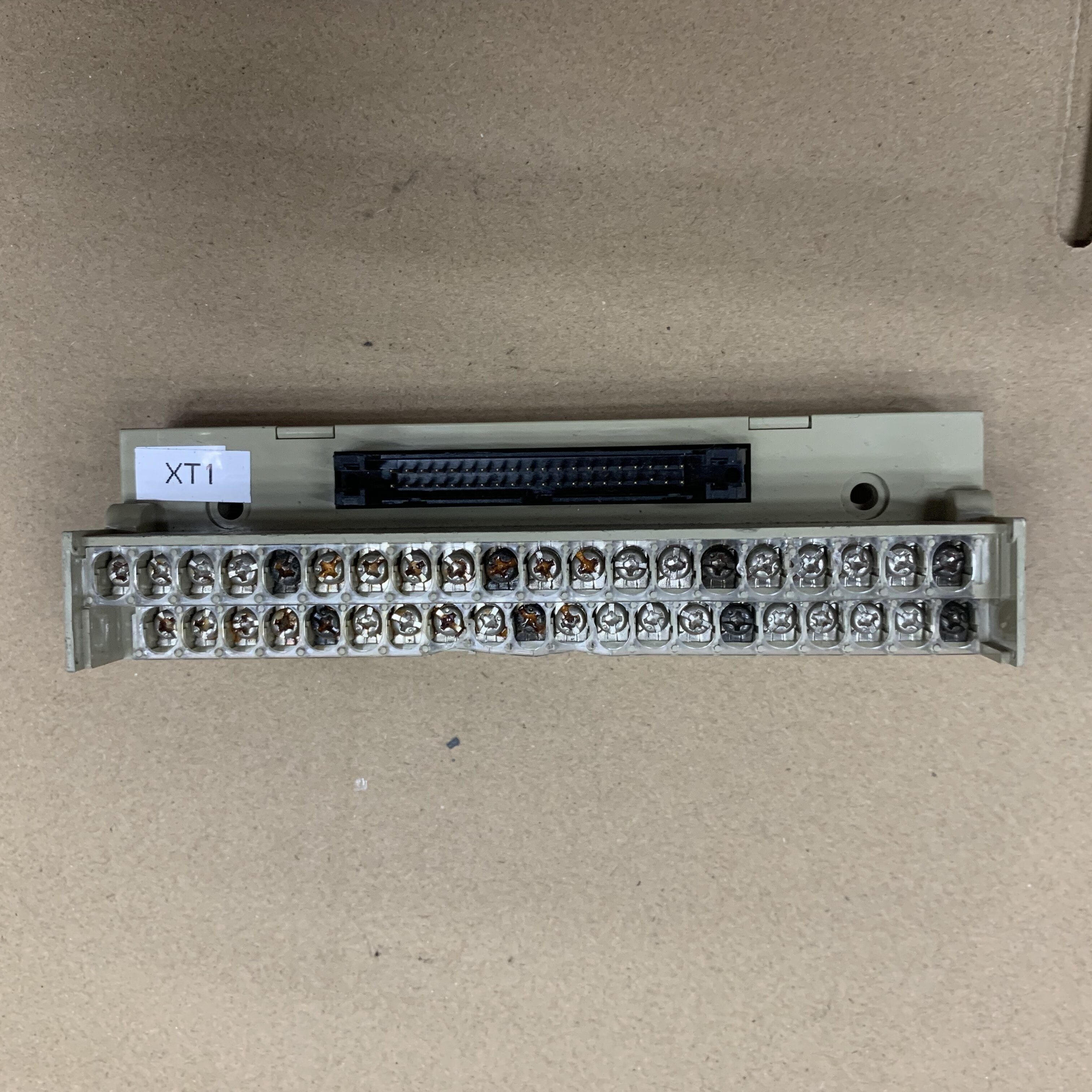 Omron XW2D-40G6 Terminal Blcok Connector – Pulingma Automation